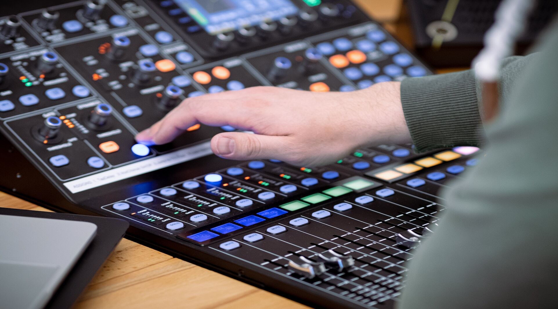 Audio Engineering & Music Production – Musical Loft